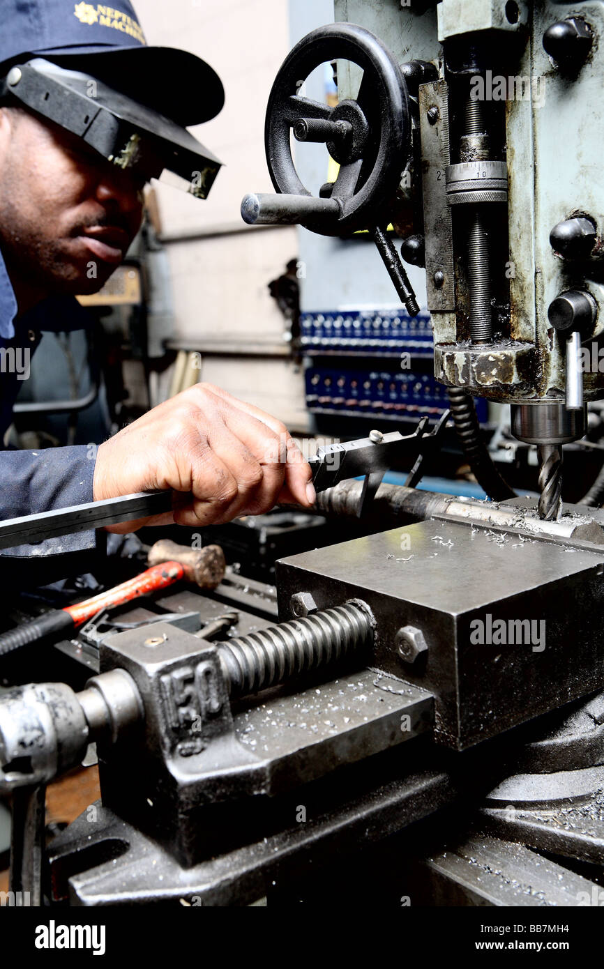 Drill press hi-res stock photography and images - Alamy