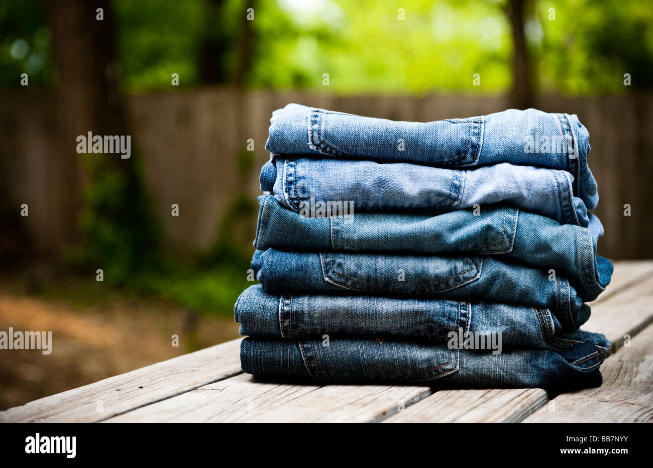 stack of blue jeans Stock Photo - Alamy