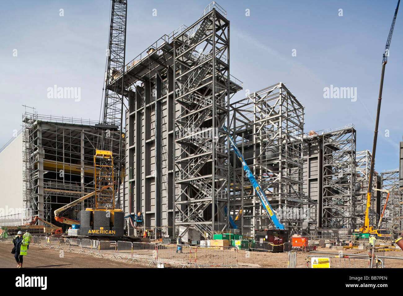 Staythorpe combined cycle gas turbine power station under construction ...