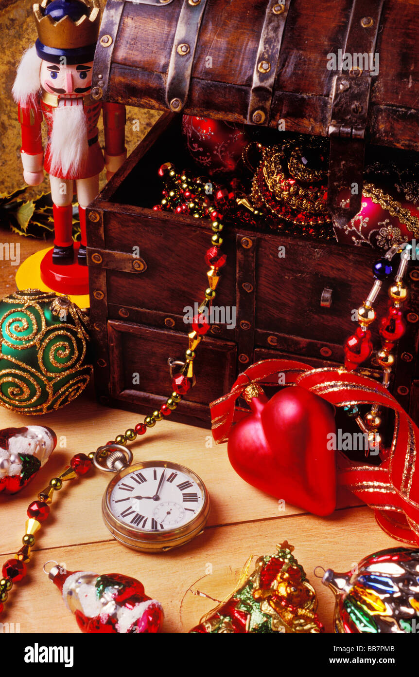 Treasure party hi-res stock photography and images - Alamy
