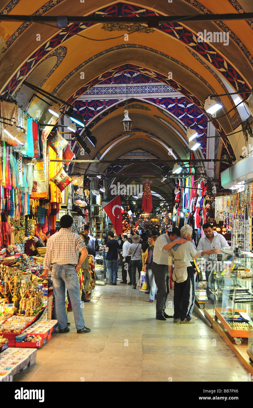 Stores in the Grand Bazaar, Istanbul, Turkey Stock Photo - Alamy