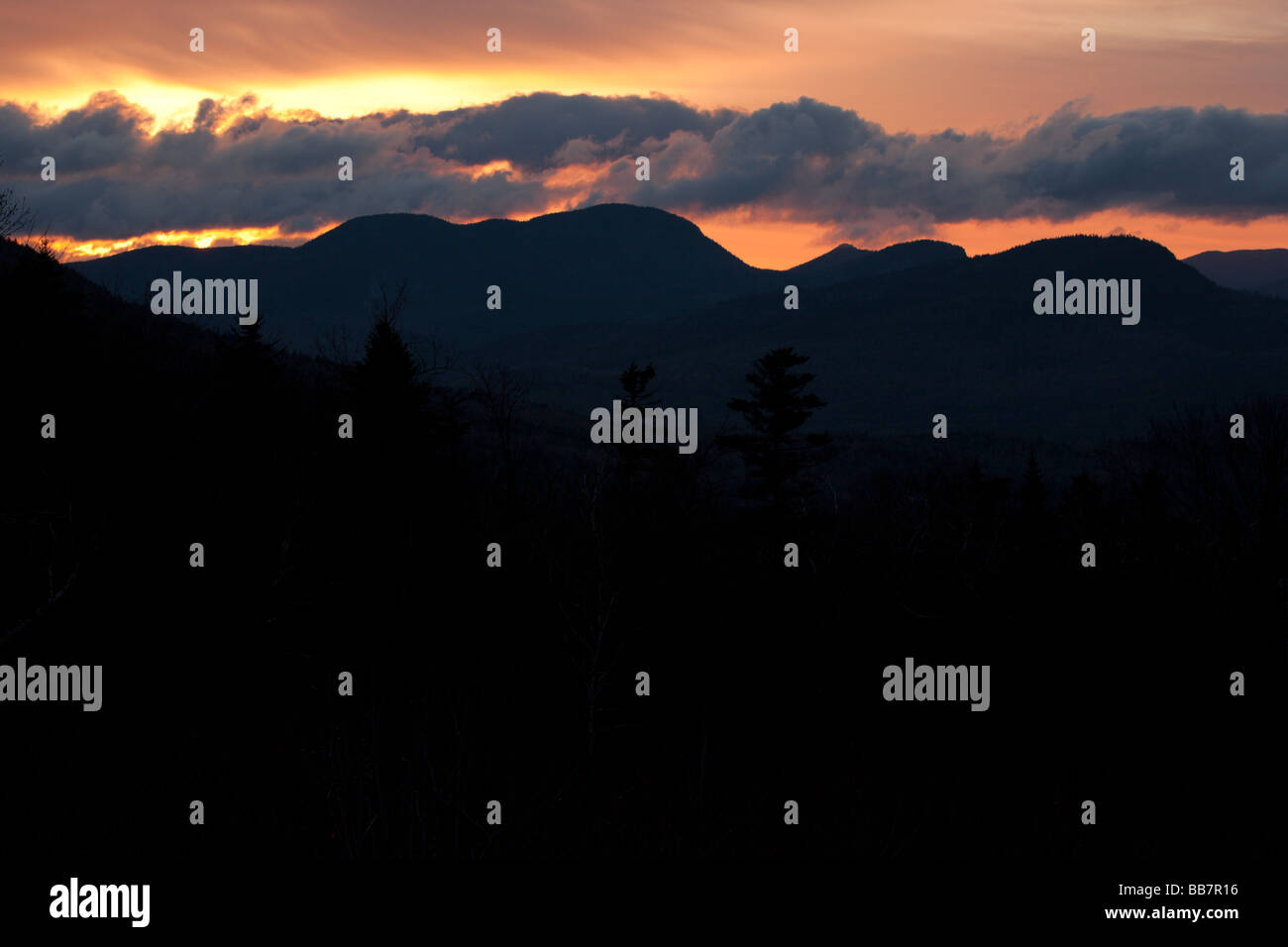 Sunrise from the Kancamagus Highway in the White Mountains New ...