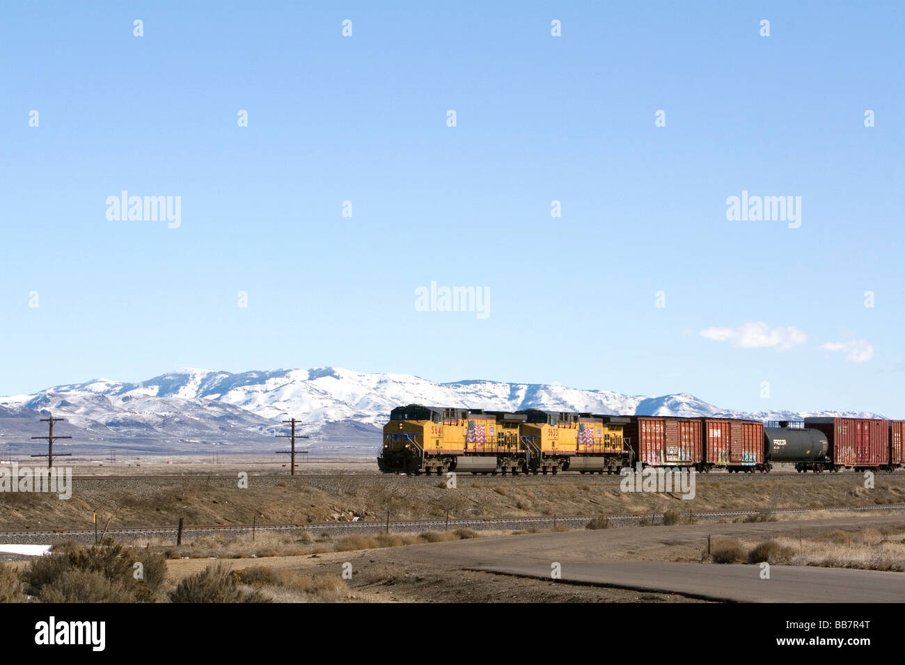 Freight train locomotive hi-res stock photography and images - Alamy