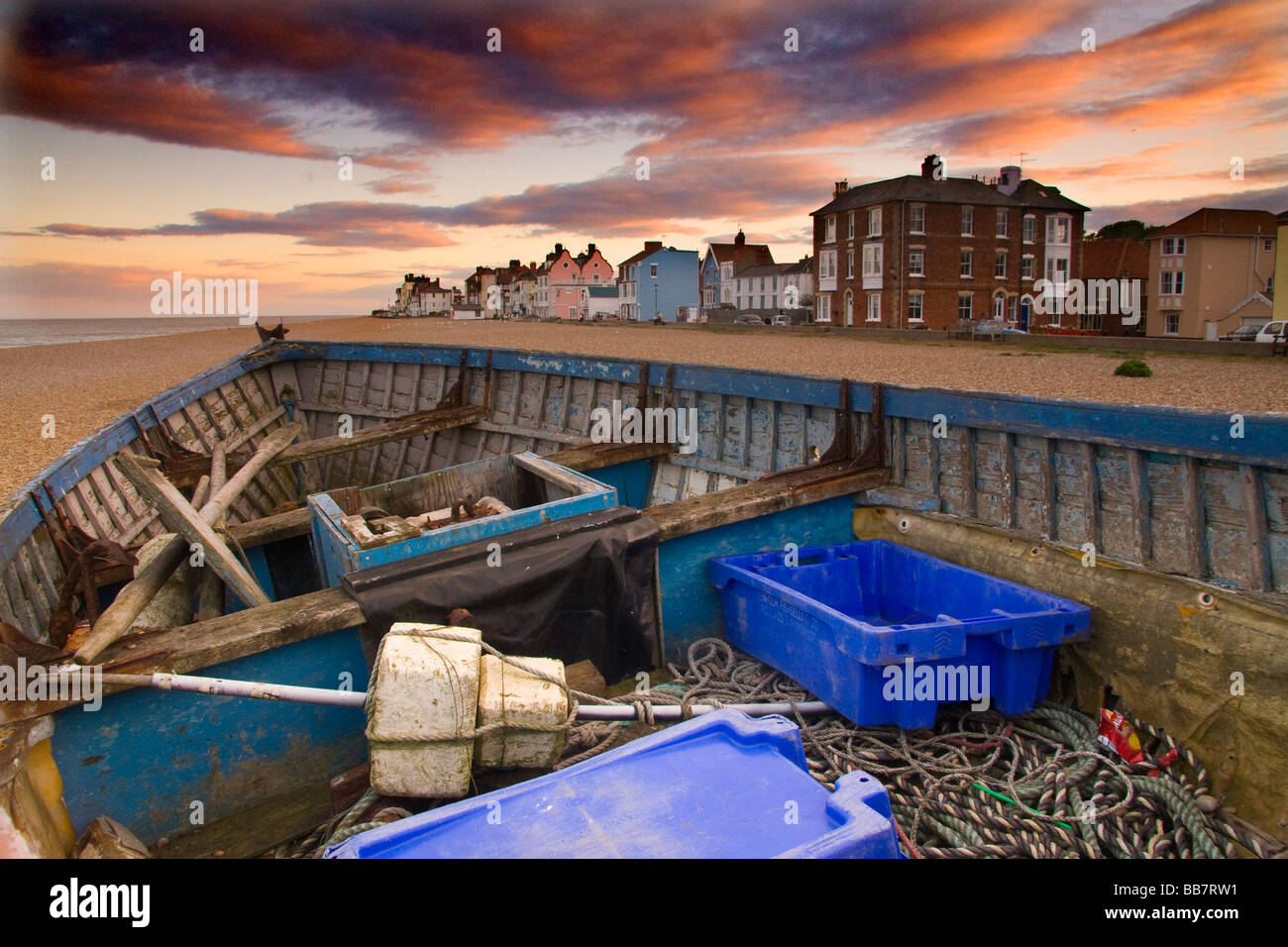Aldeburgh beach buildings hi-res stock photography and images - Alamy