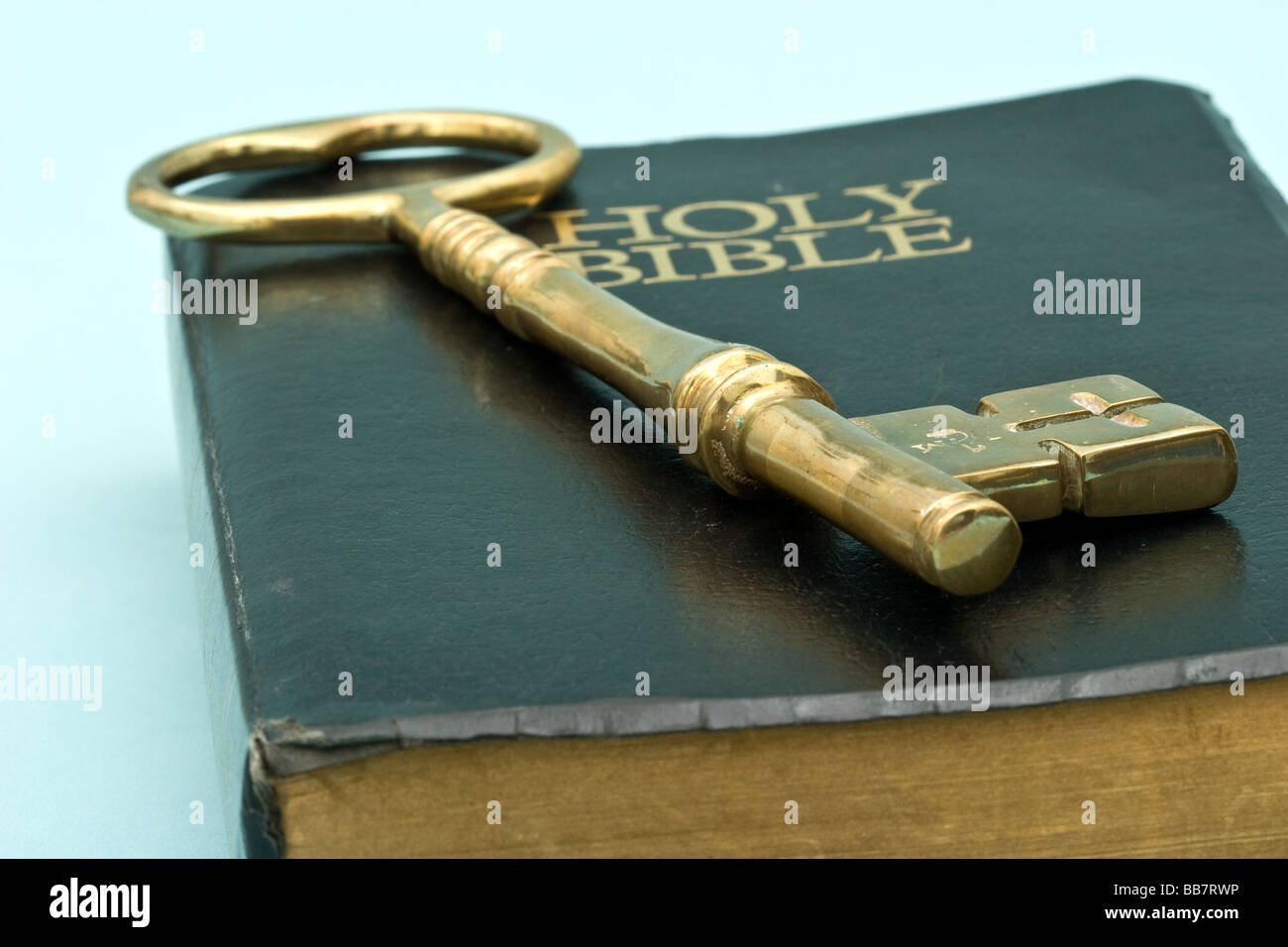 Golden Bible Stock Photos & Golden Bible Stock Images - Alamy