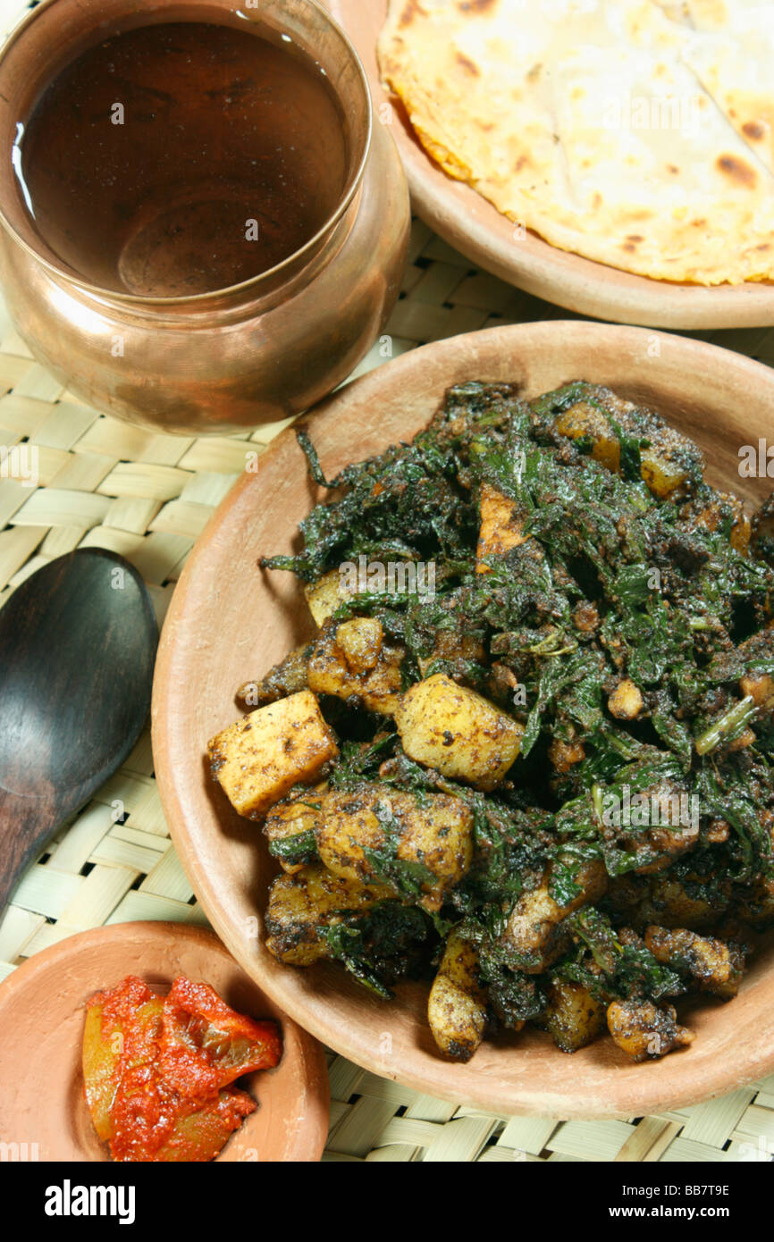 Spinach sag paneer hi-res stock photography and images - Alamy