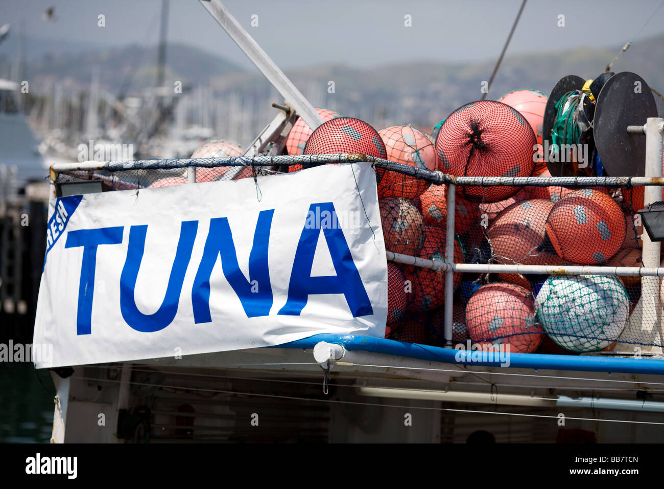 Central pacific tuna fishing hi-res stock photography and images - Alamy