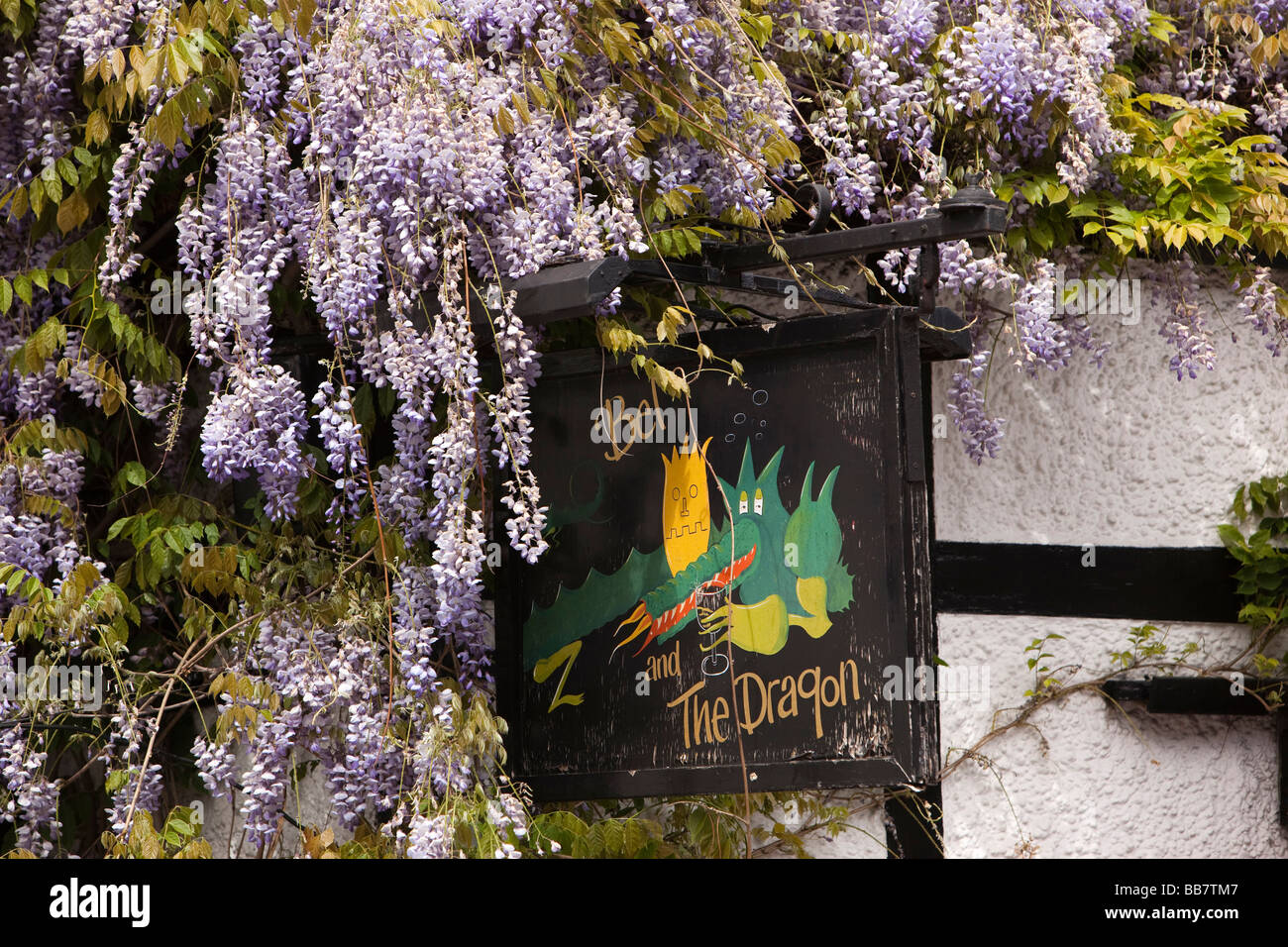Cookham high street hi-res stock photography and images - Alamy