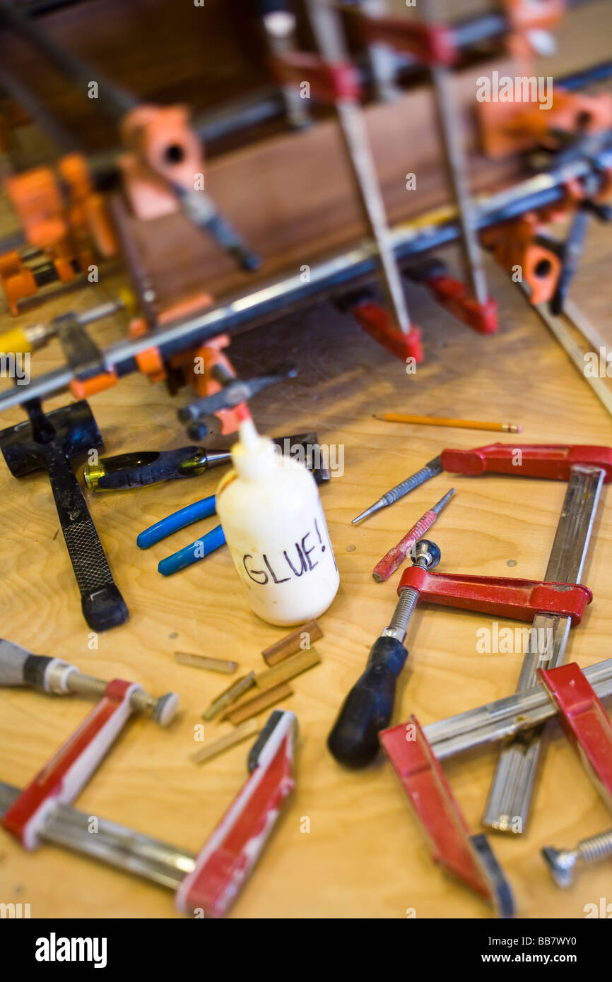 Broken clamp hi-res stock photography and images - Alamy