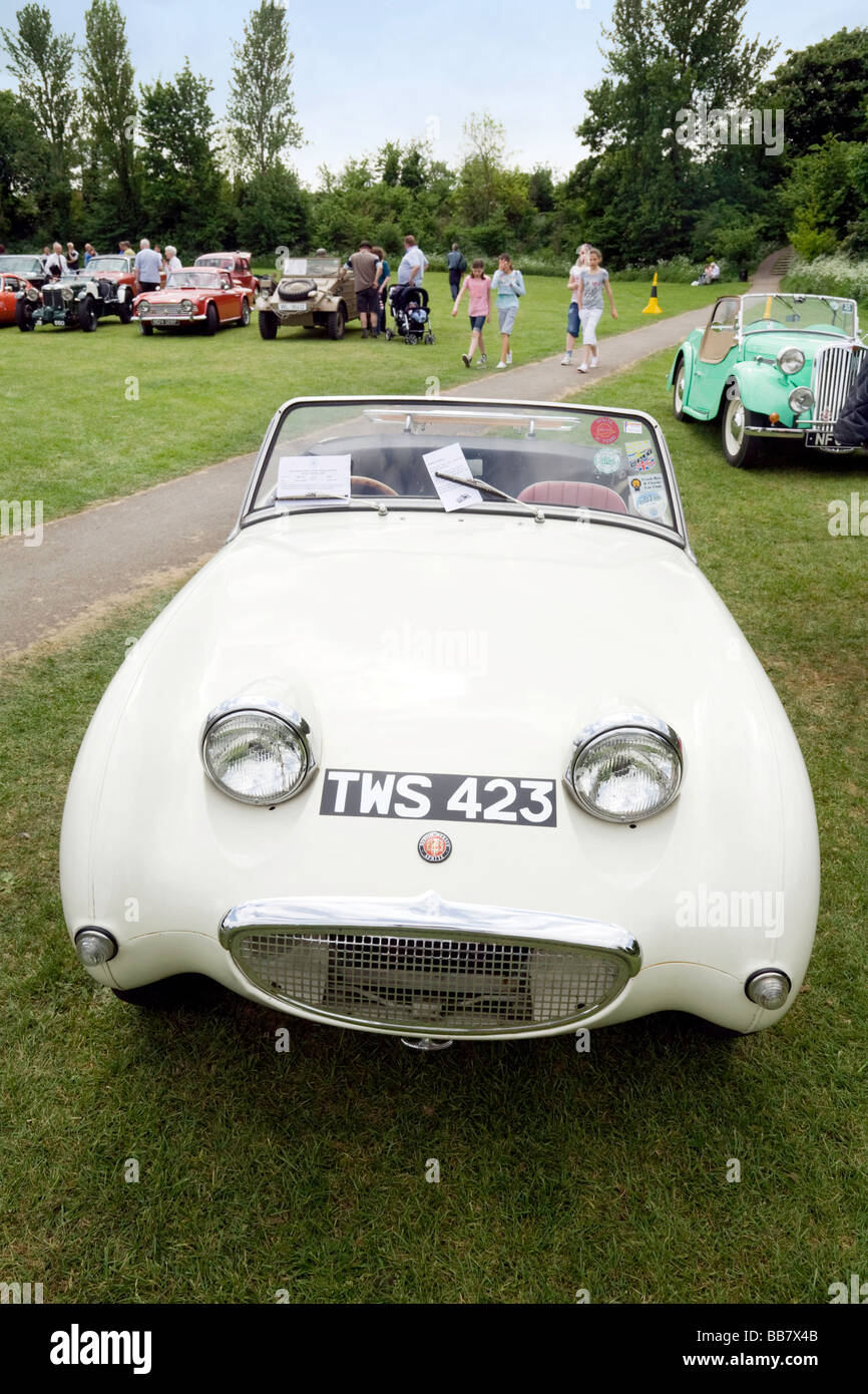 Austin Healey Sprite, also known as the "frogeye" or "bugeye ...