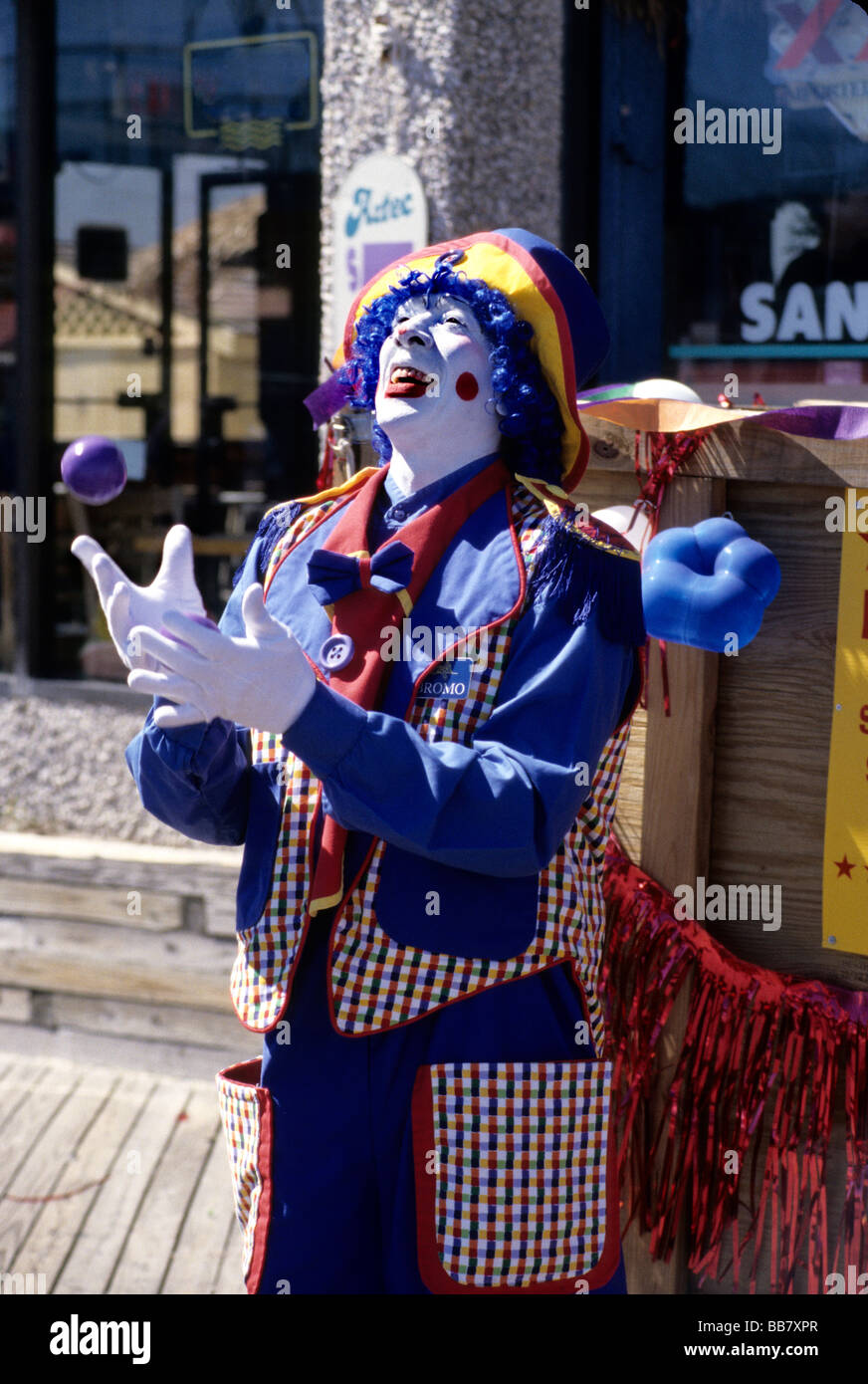Clownfest hi-res stock photography and images - Alamy