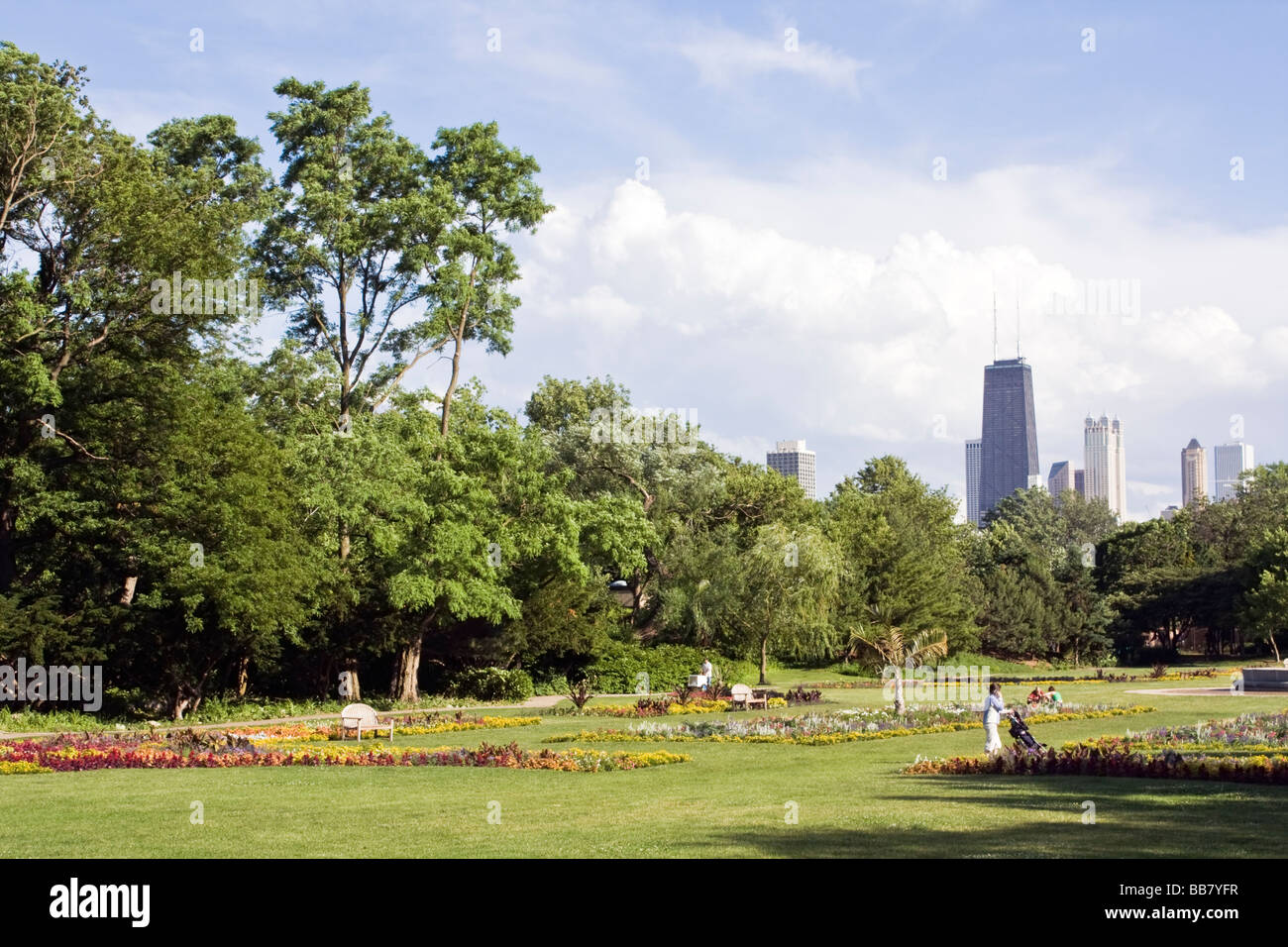 Night view chicago from sears hi-res stock photography and images - Alamy