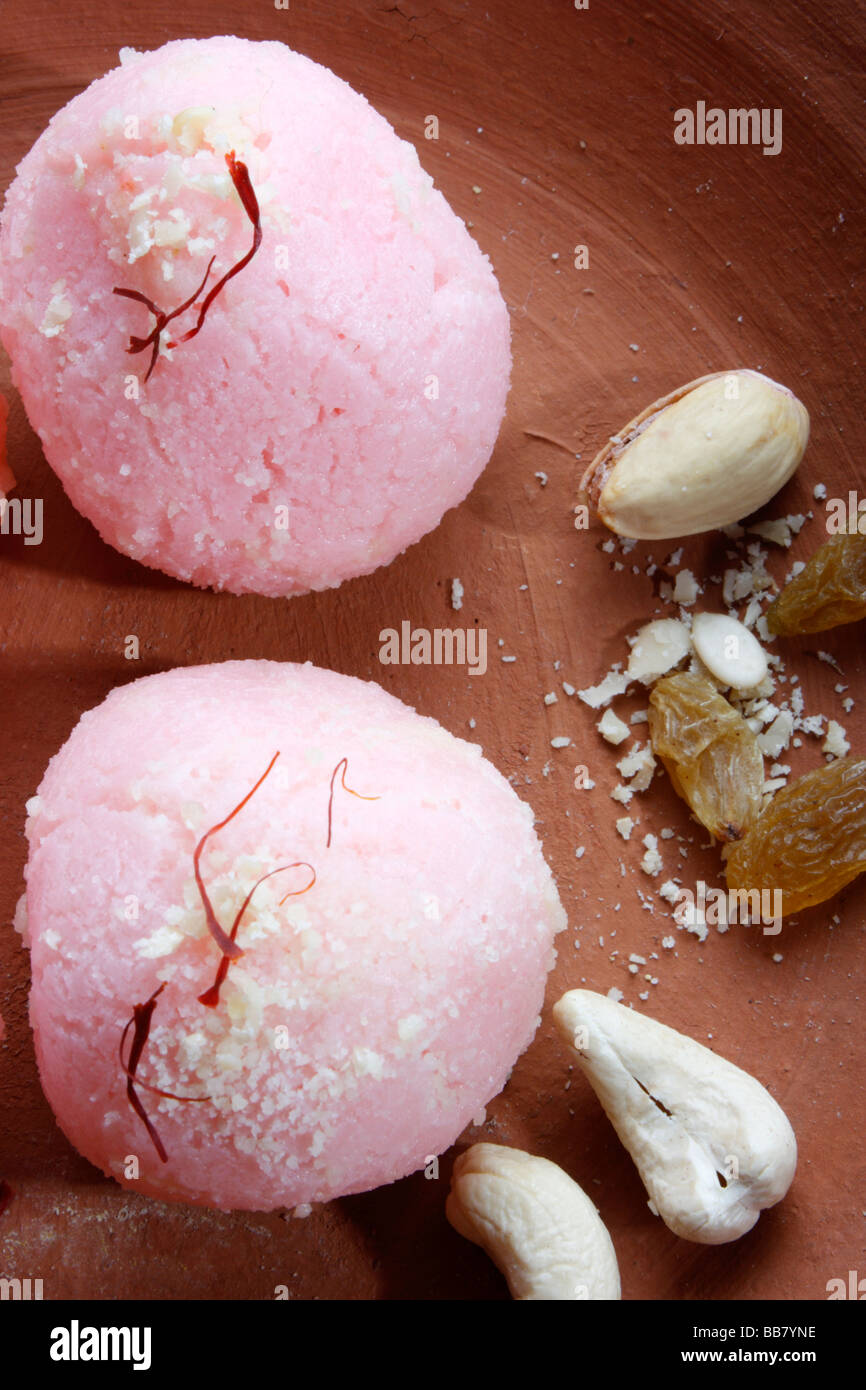 Rasgulla syrupy indian sweet hi-res stock photography and images - Alamy