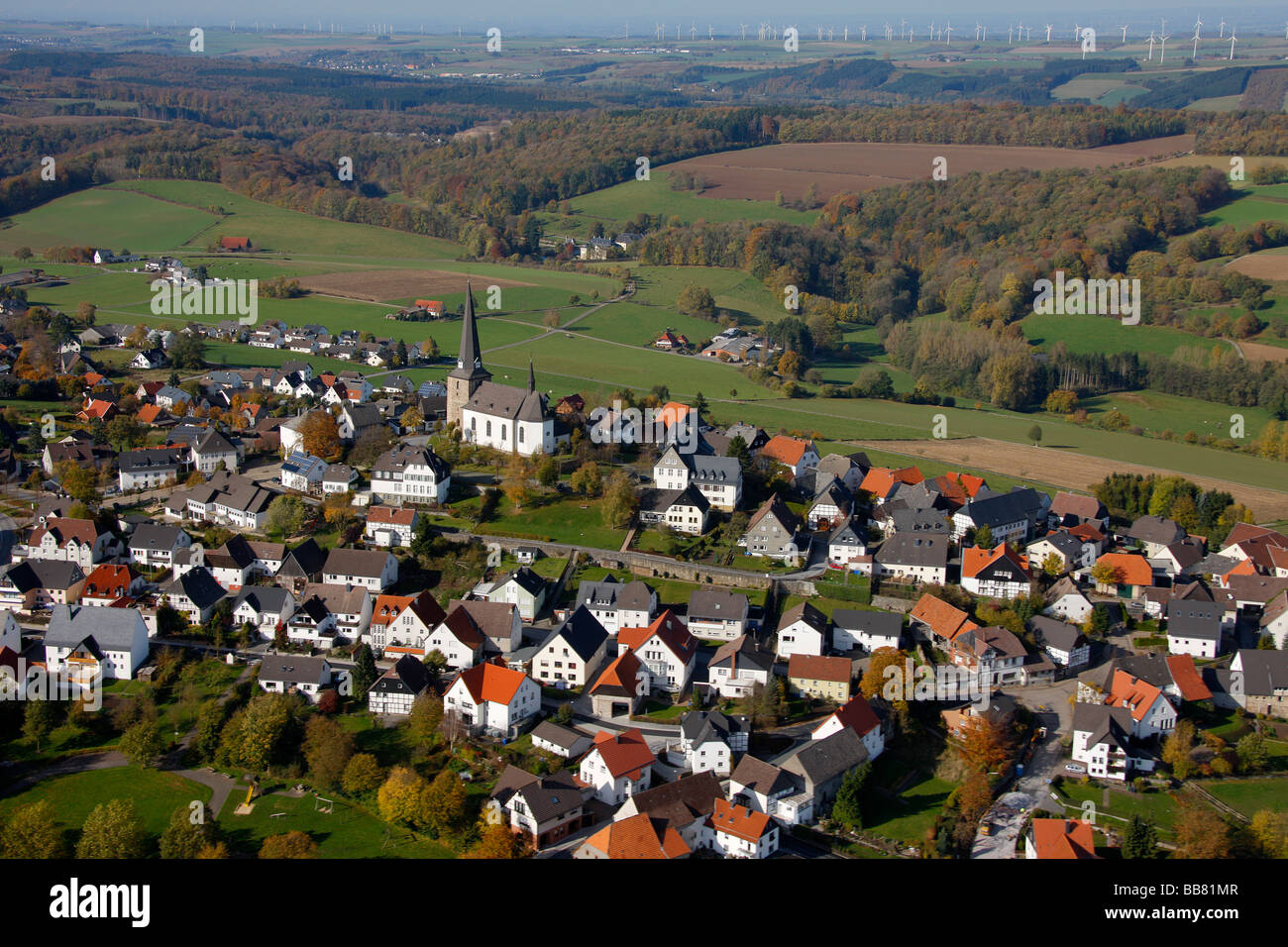 Aerial photo, Catholic church, Koertlinghausen Castle, Kallenhardt ...