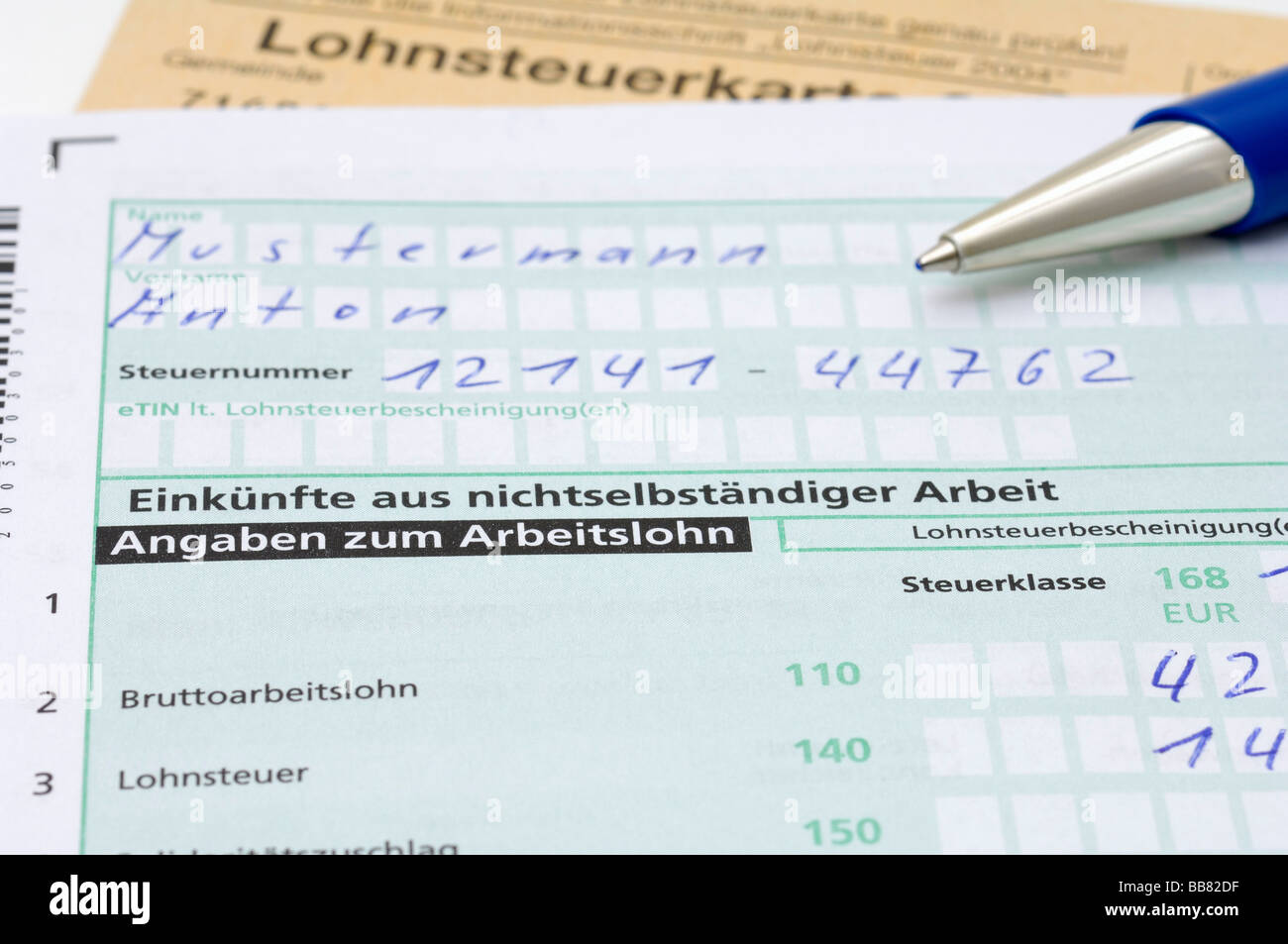 Tax declaration, income from dependant work, N Stock Photo - Alamy