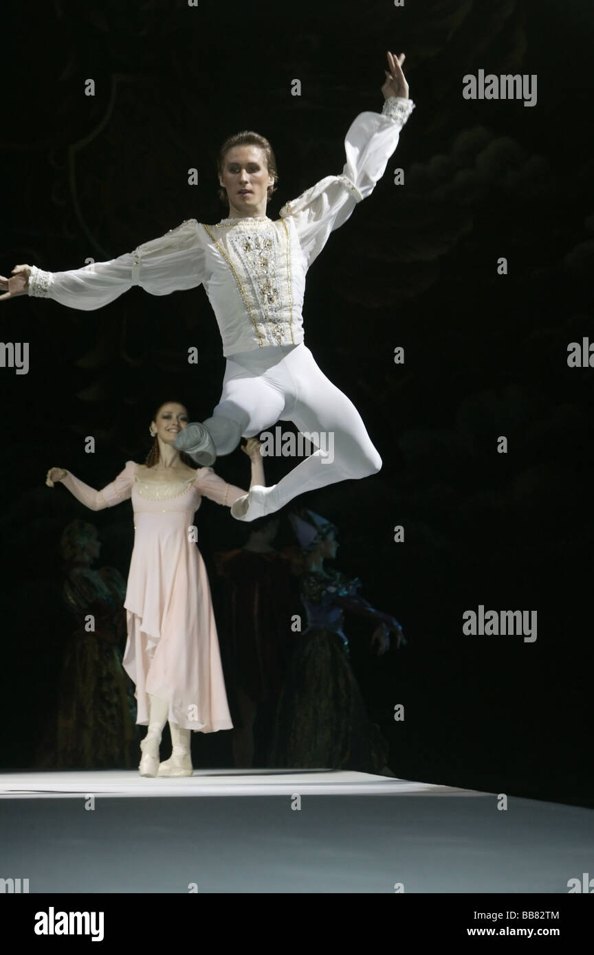 Dance ballerina ballet russian hi-res stock photography and images - Alamy