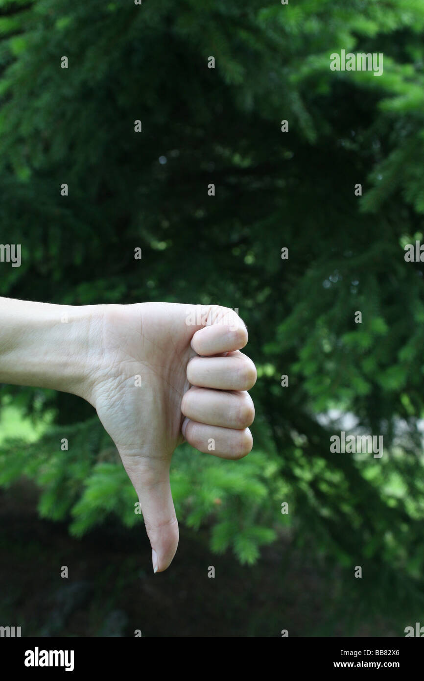 Hand signals woman hi-res stock photography and images - Alamy