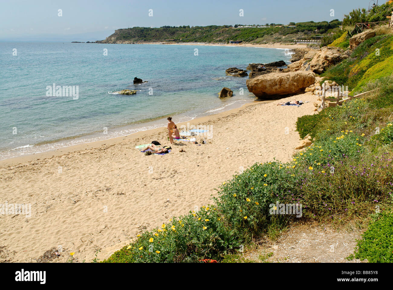 Castella hi-res stock photography and images - Alamy