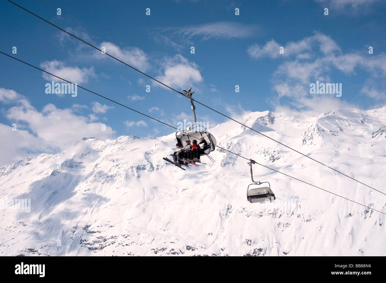 Obergurgl ski lifts hi-res stock photography and images - Alamy