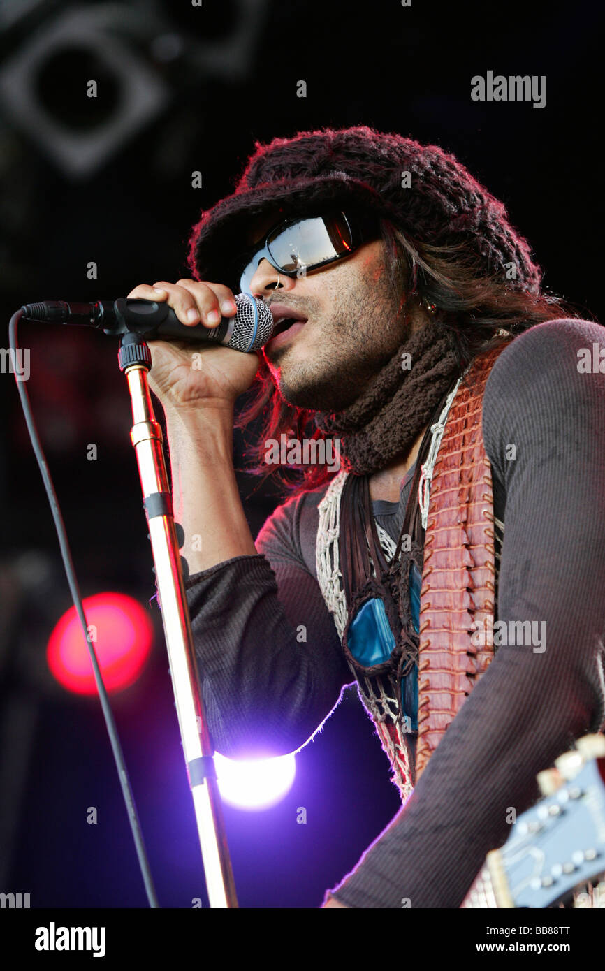 Lenny Kravitz, US-American rock singer, musician, songwriter and music ...