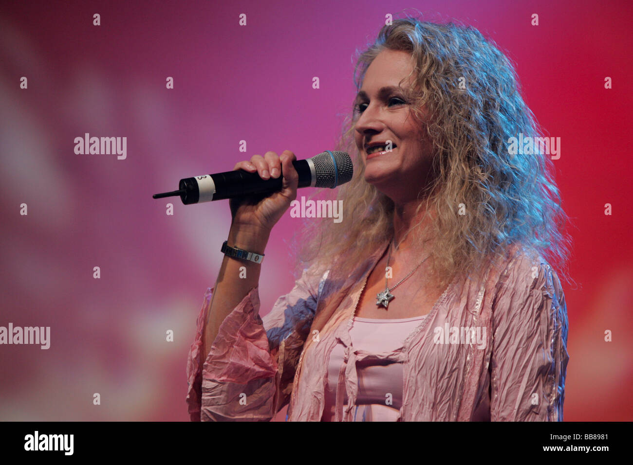 Deutsche schlagersängerin hi-res stock photography and images - Alamy