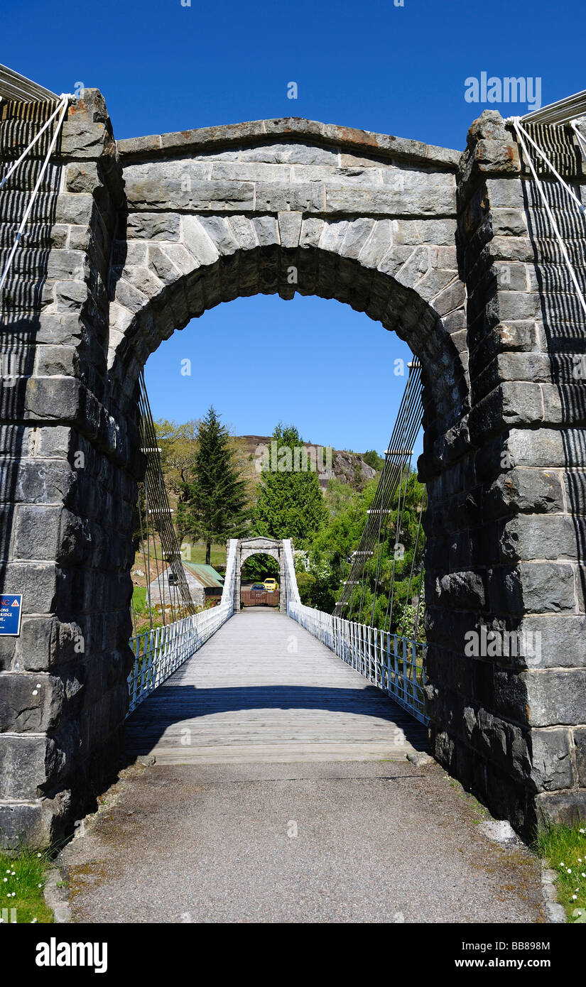 Invergarry bridge hi-res stock photography and images - Alamy