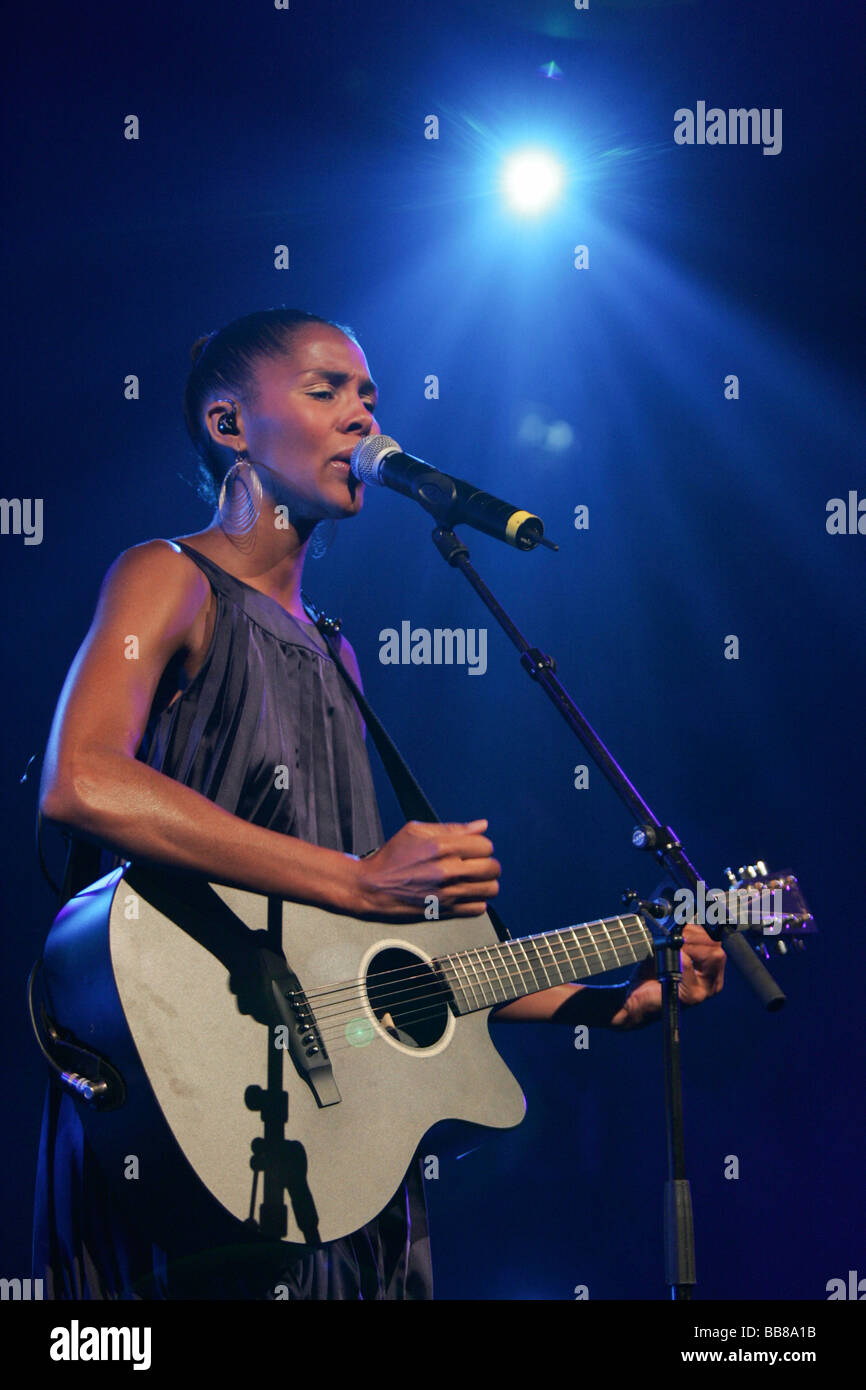 Ayo hi-res stock photography and images - Alamy