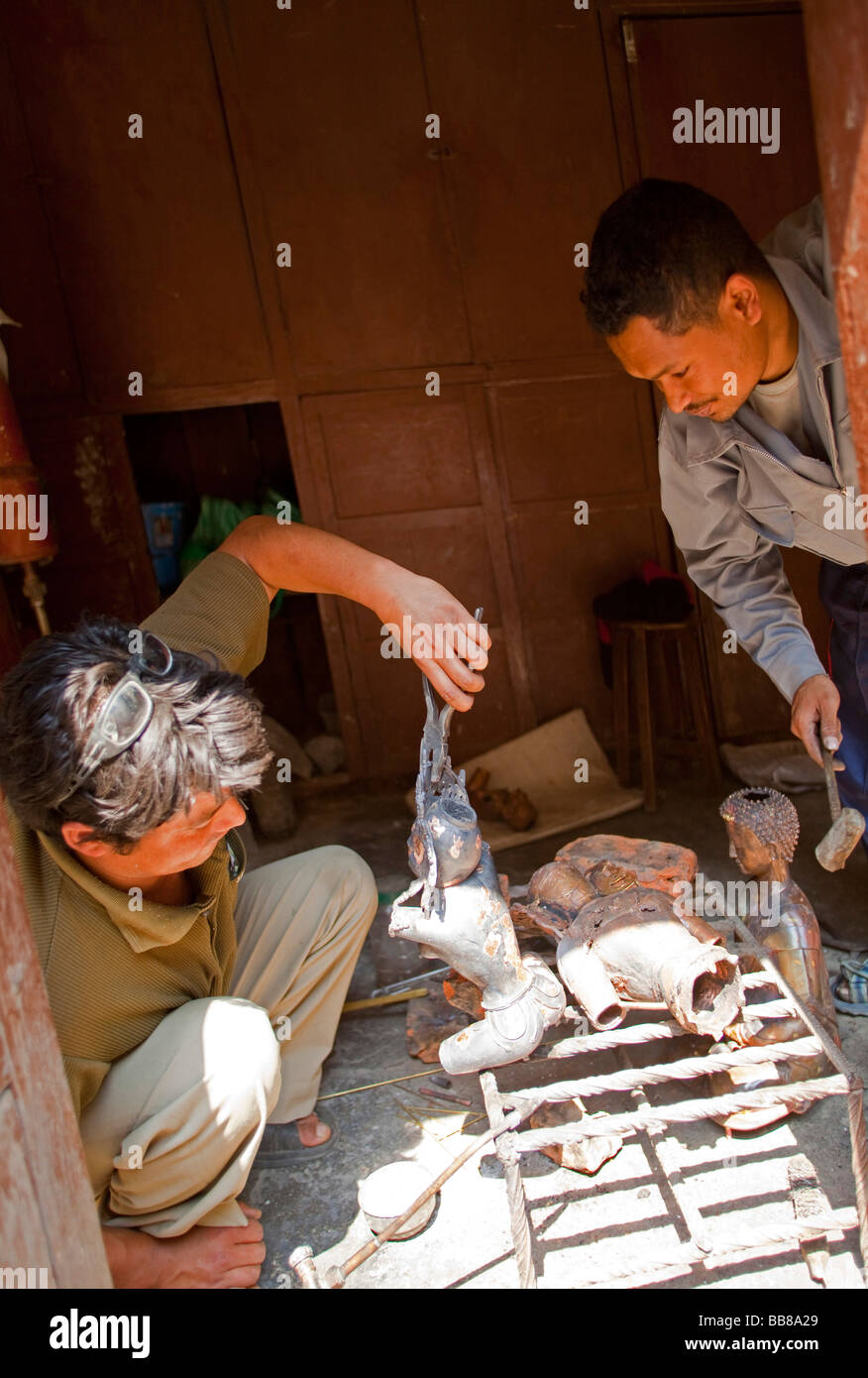 Nepal poverty hi-res stock photography and images - Alamy