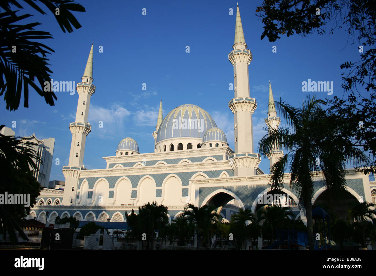 Kuantan state mosque hi-res stock photography and images - Alamy