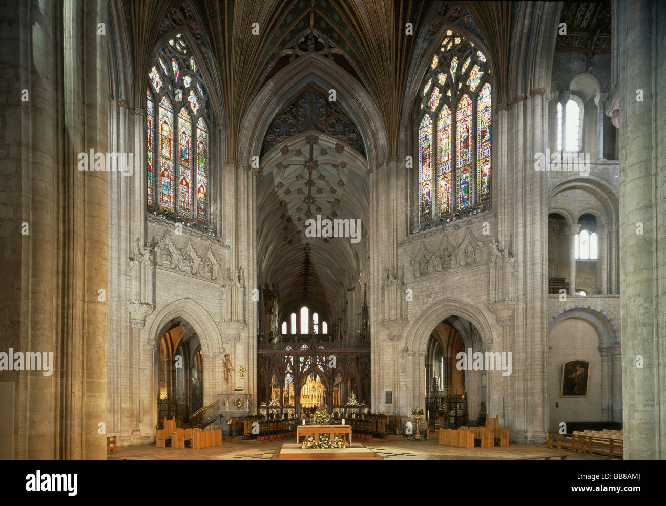 Ely Cathedral crossing: octagon & high altar Stock Photo - Alamy
