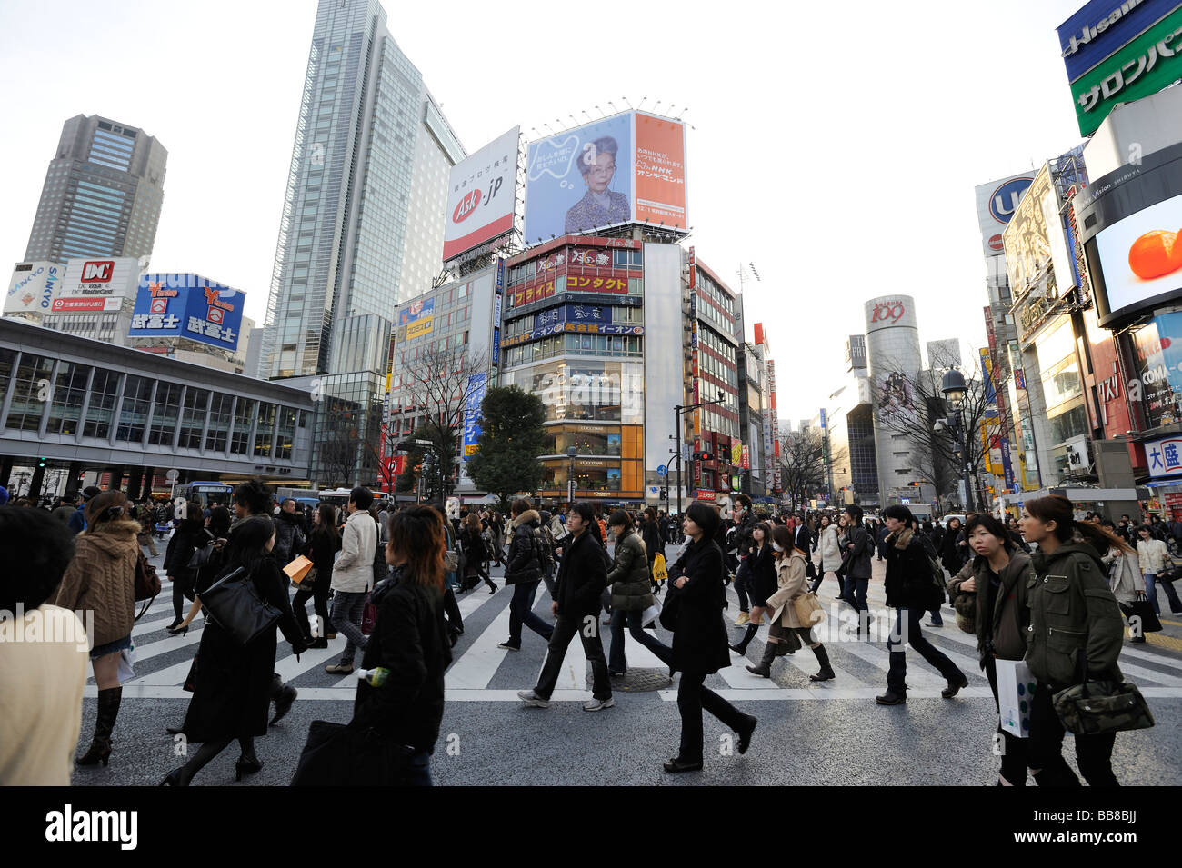 Intersection at Shibuya Station in Tokyo, Japan, Asia Stock Photo - Alamy