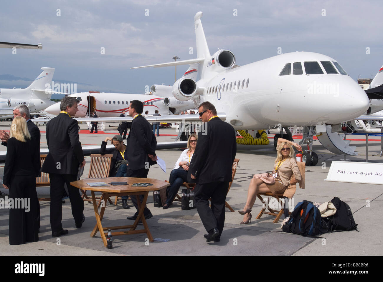 Business jet hi-res stock photography and images - Alamy