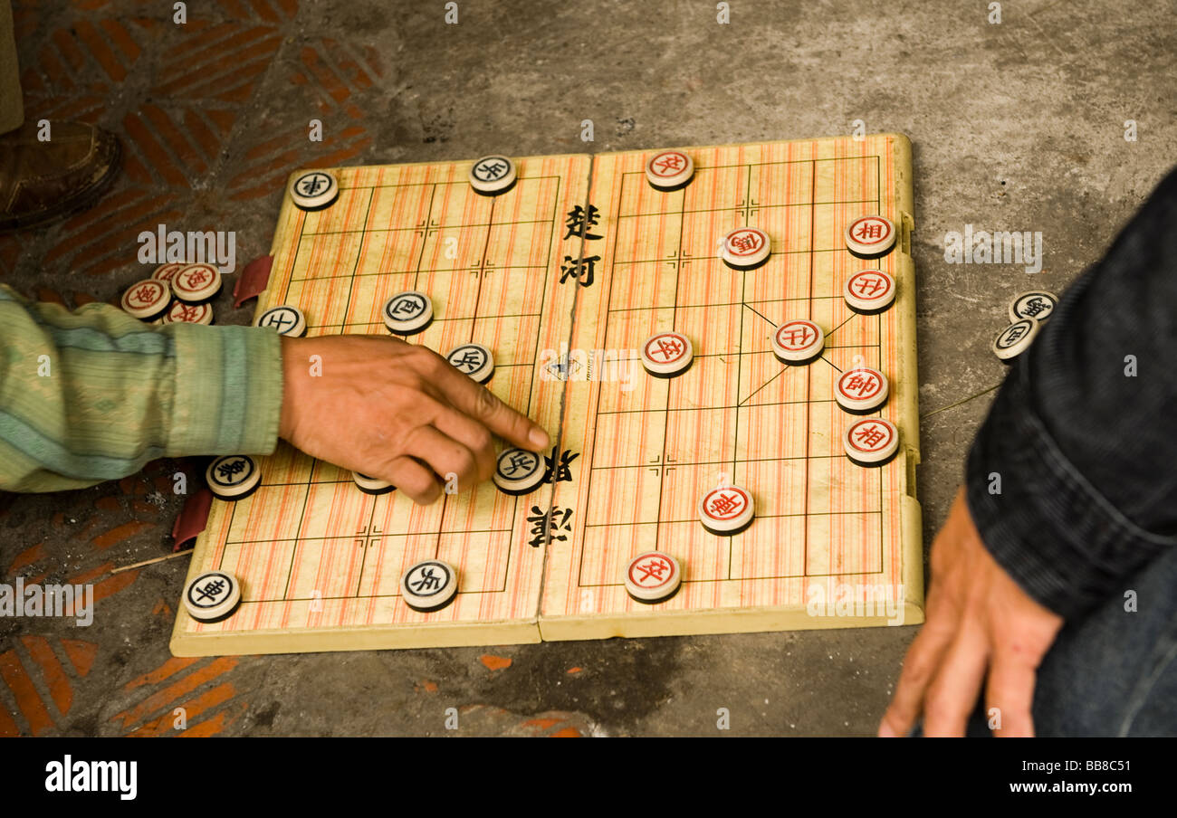 vietnamese chess playing, Hanoi, vietnam Stock Photo - Alamy