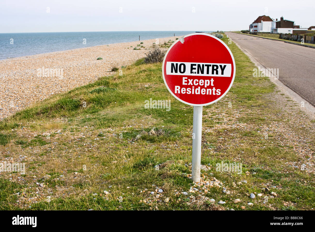 Do not enter sign and no go area sign hi-res stock photography and ...