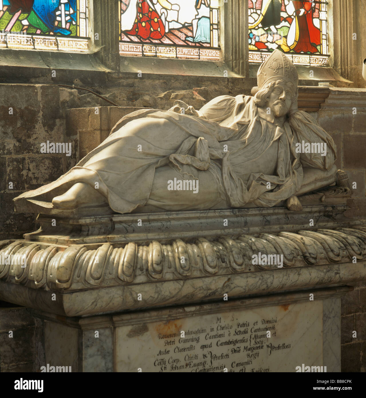 Gunning hi-res stock photography and images - Alamy