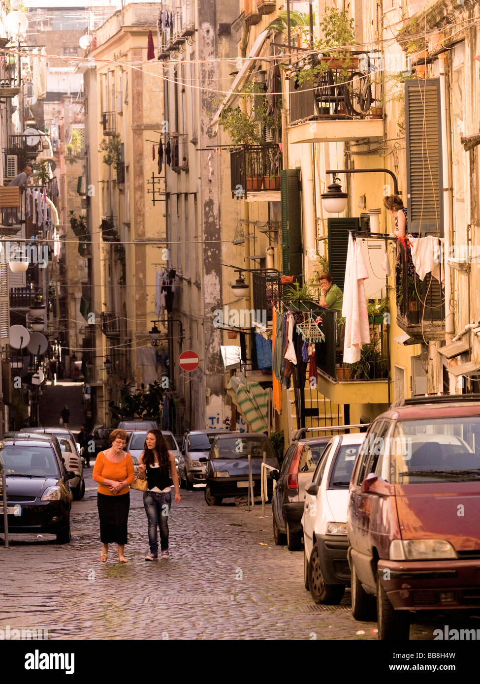 Naples women hi-res stock photography and images - Alamy