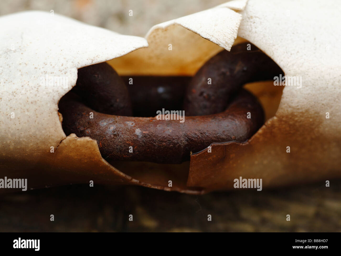 Broken chains hi-res stock photography and images - Alamy