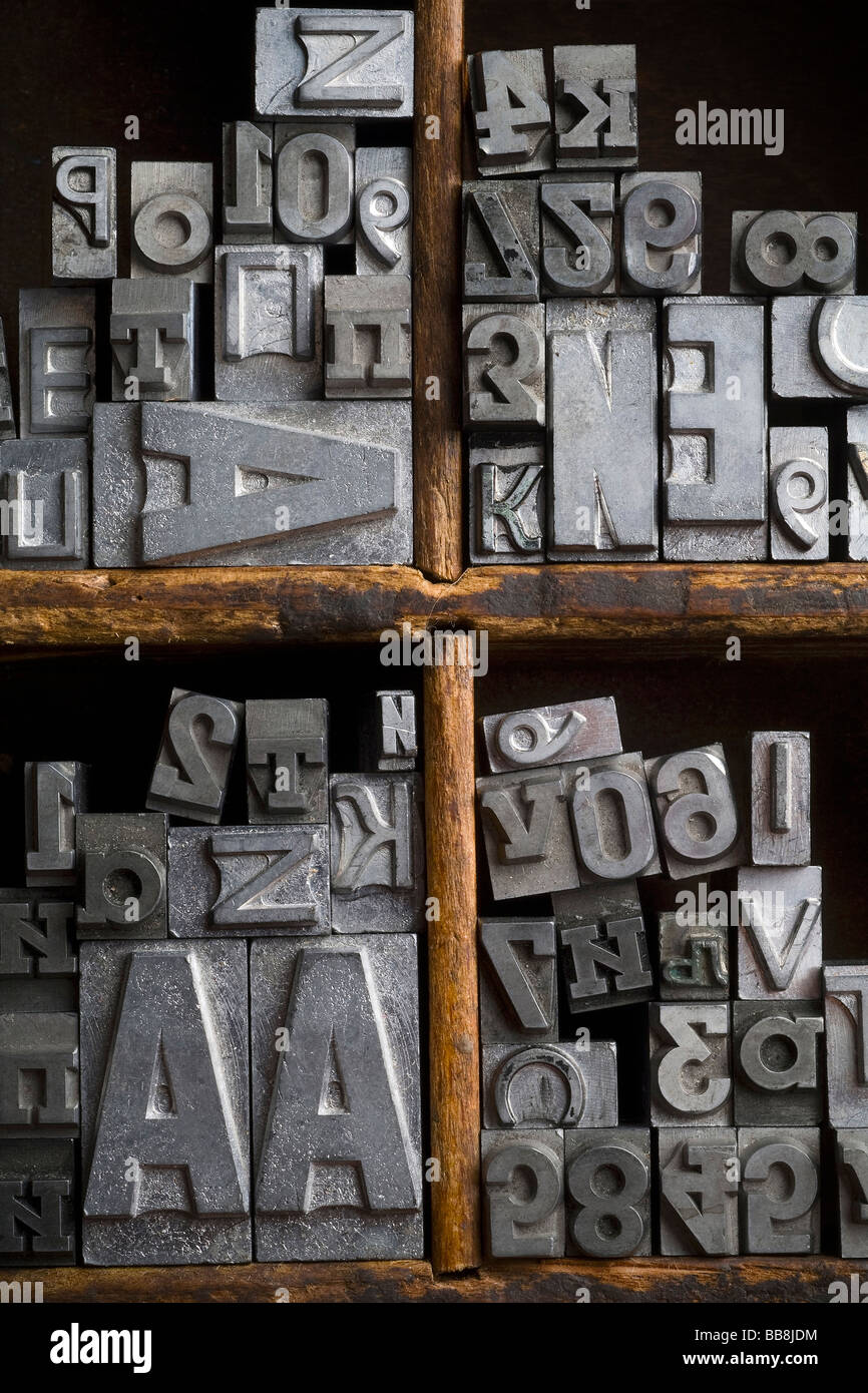 Typeset letters hi-res stock photography and images - Alamy