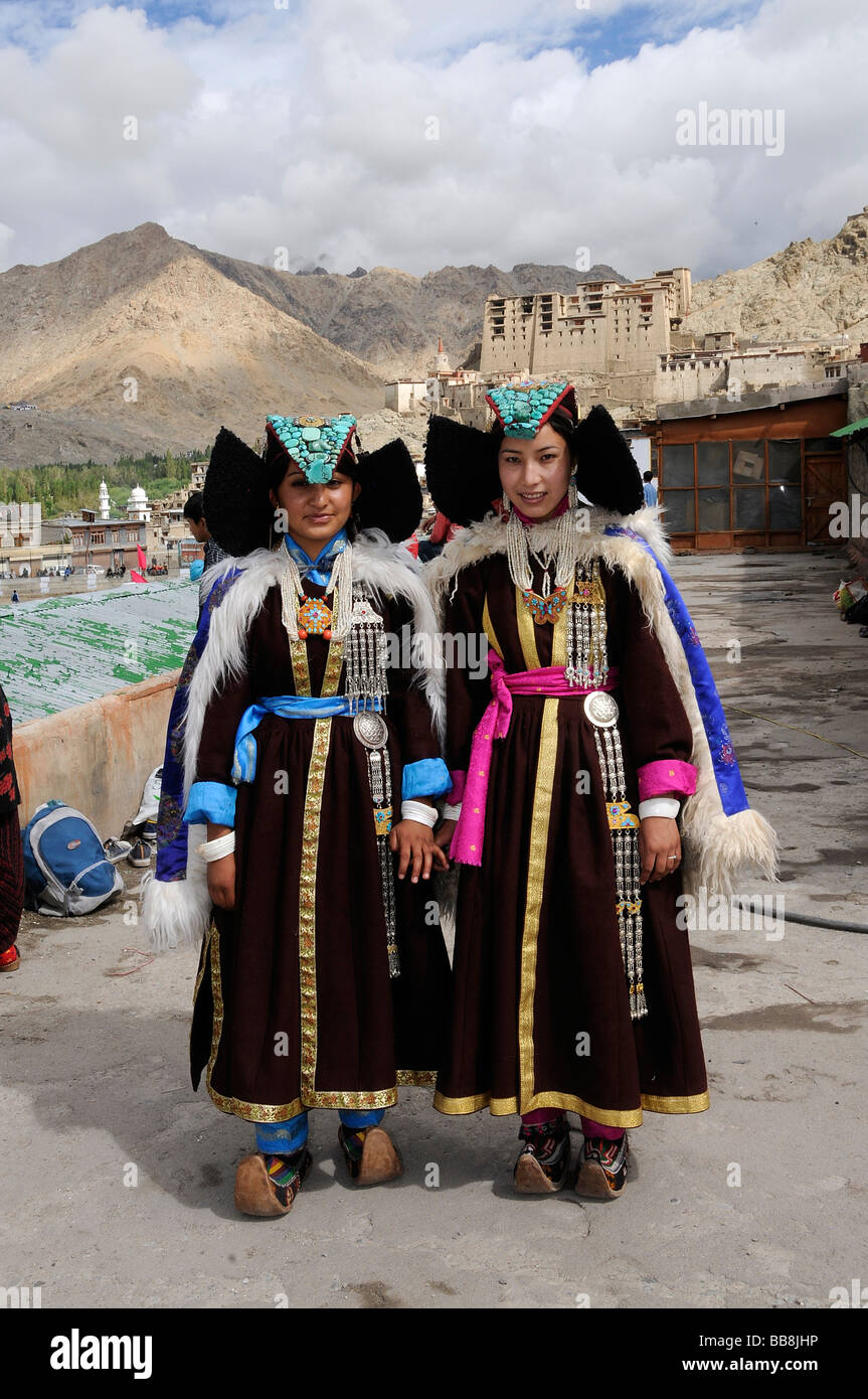 Ladakhi women wearing traditional costumes with Perak headdresses with ...