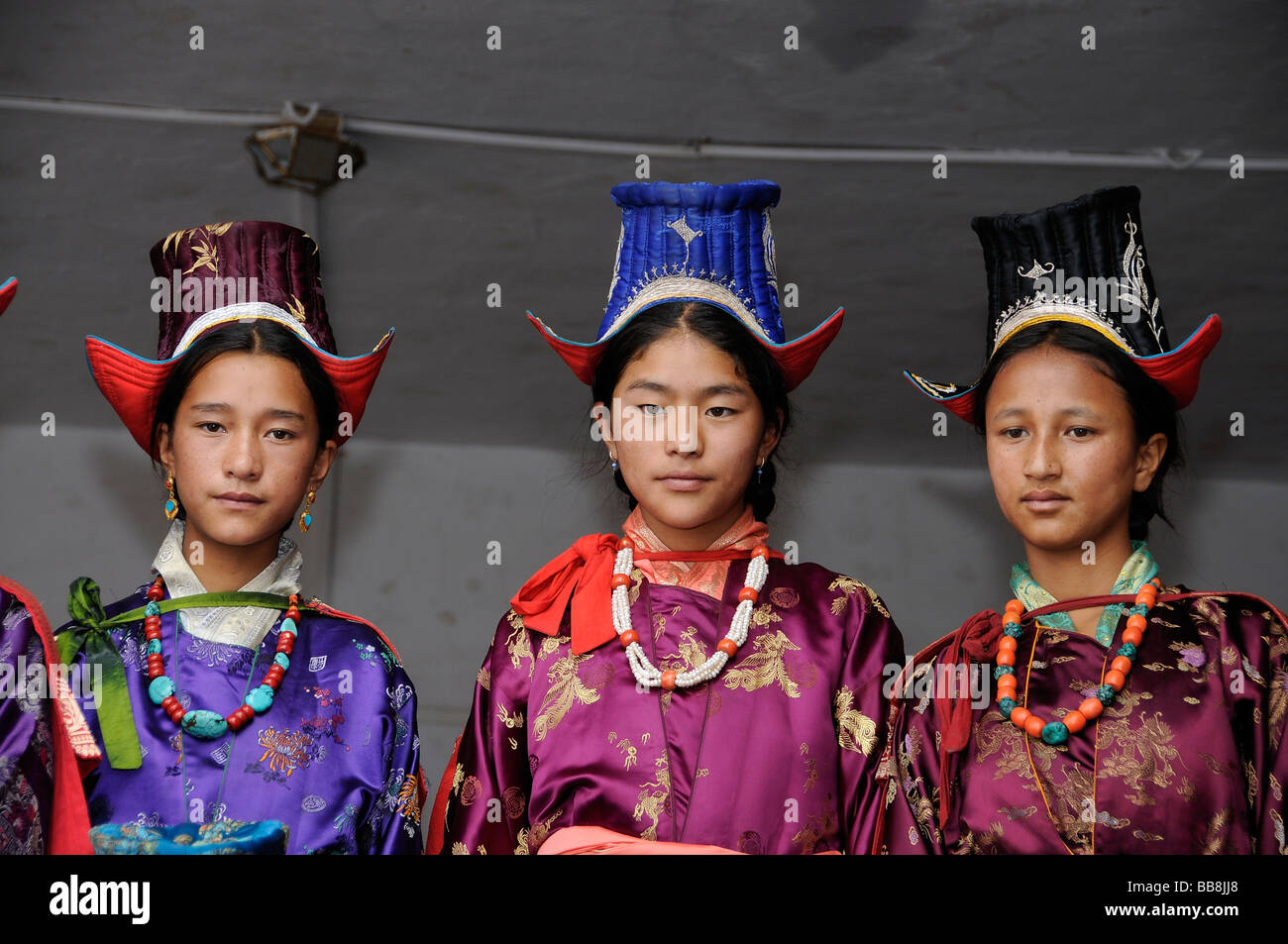 Ladakhi young girls hi-res stock photography and images - Alamy