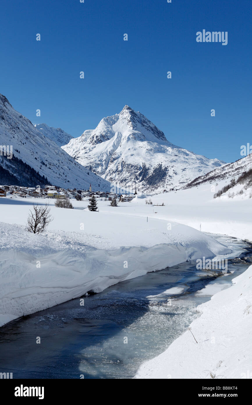 Galtuer with the Trisanna River, Silvretta mountain range, Paznaun ...