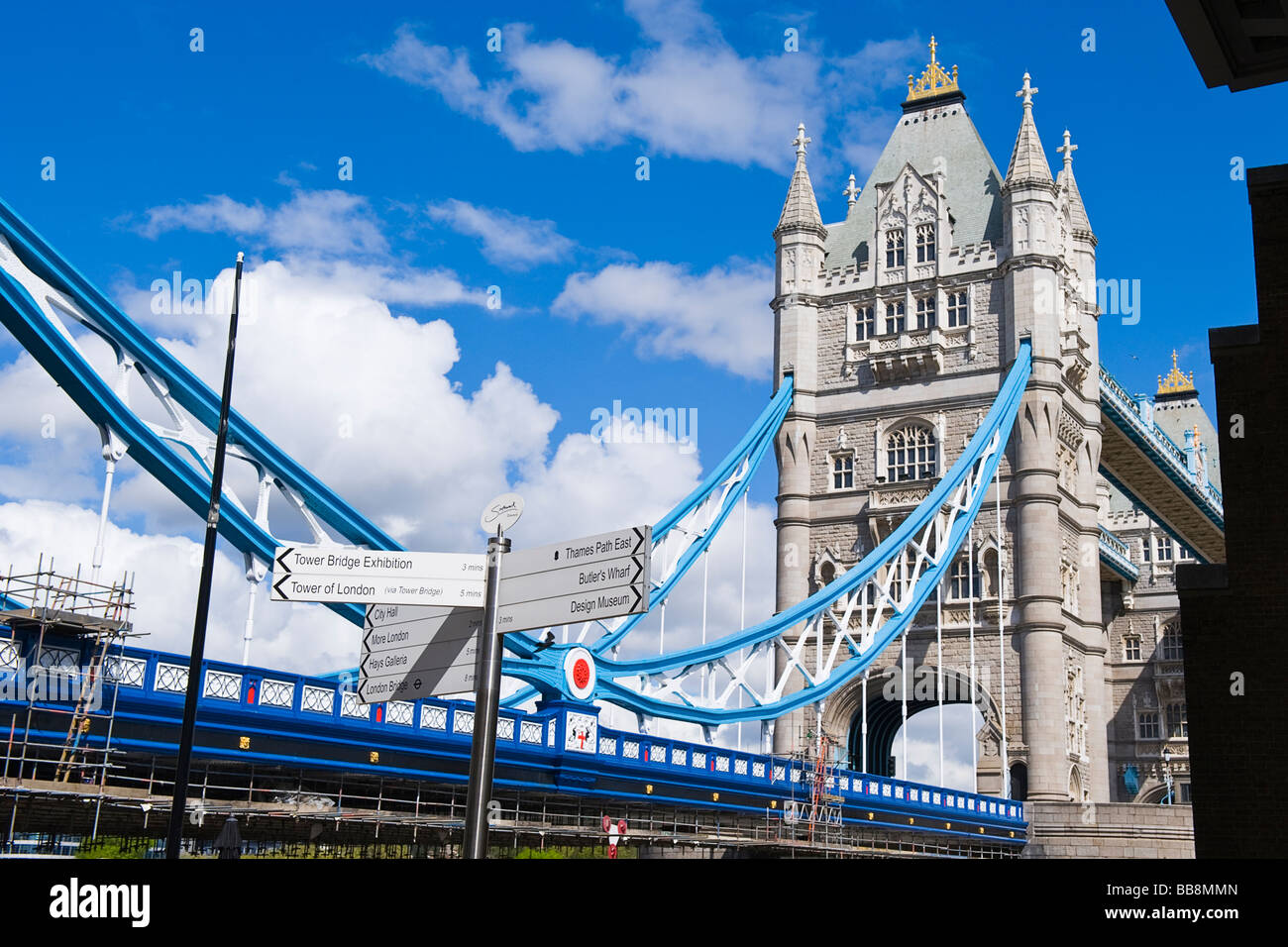 The Tower Bridge south tower detail designed by Horace Jones & John ...