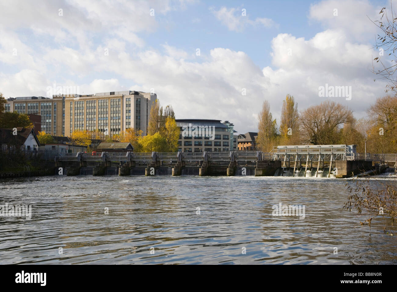 Caversham Weir from View Island, River Thames, Reading, Berkshire ...