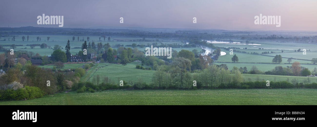 Wittenham clumps hi-res stock photography and images - Alamy