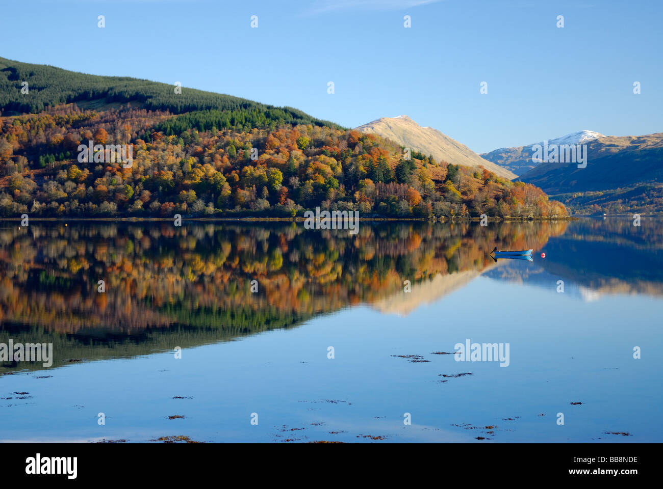 Loch fyne scotland hi-res stock photography and images - Alamy
