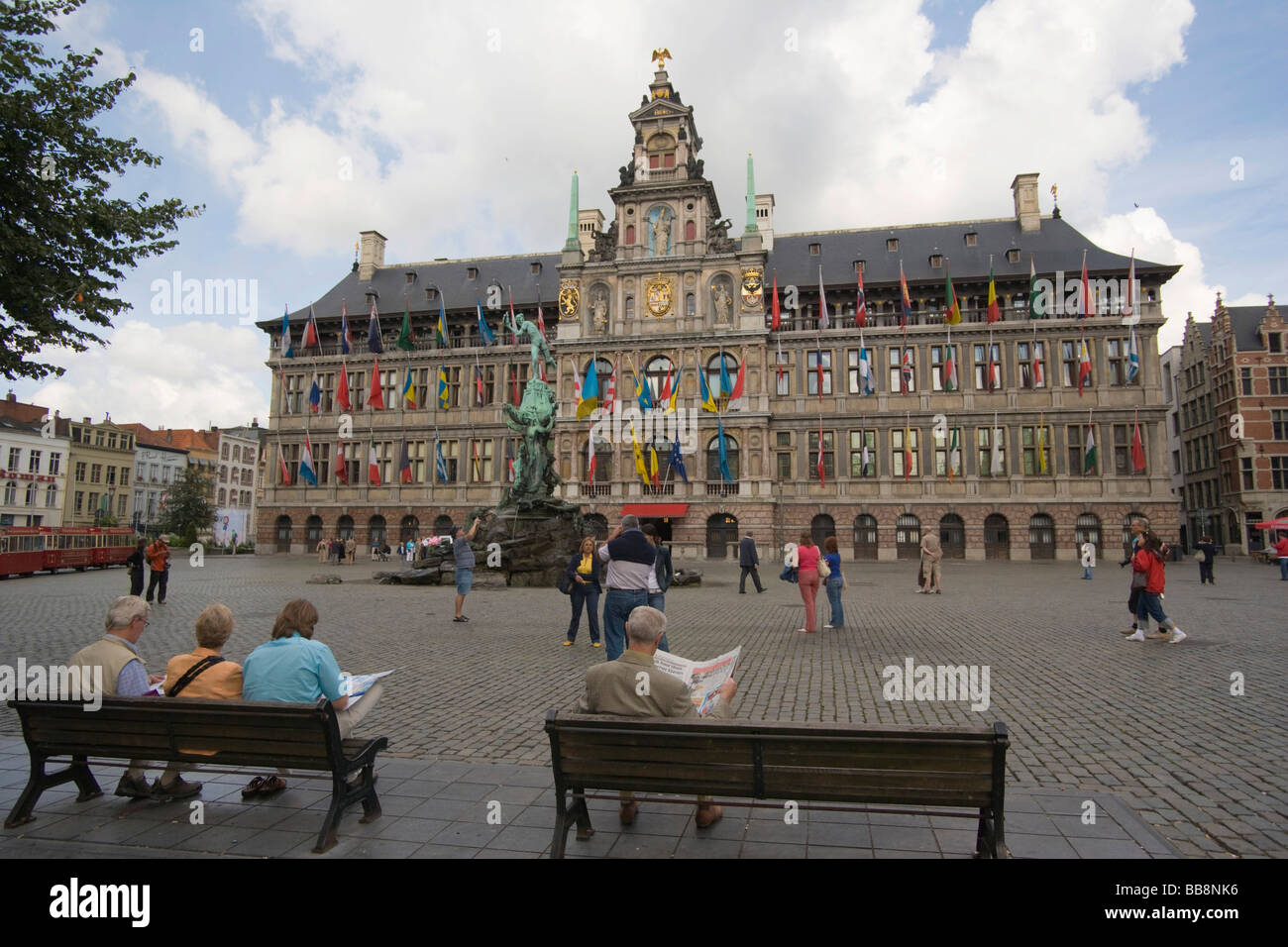 Grote Markt with Brabo Fountain and Stadhuis or City Hall, Antwerp ...