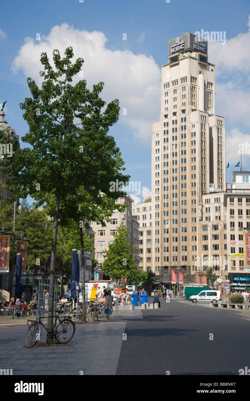The KBC Tower, Farmer's Tower, Boerentoren, Art Deco skyscraper ...