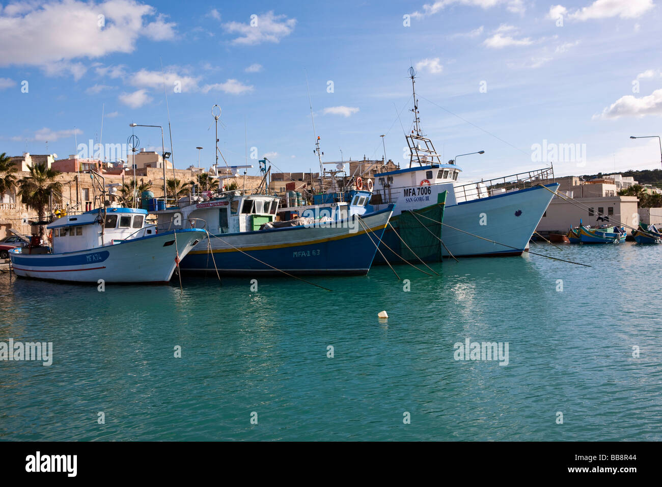 Maltese navy vessels hi-res stock photography and images - Alamy