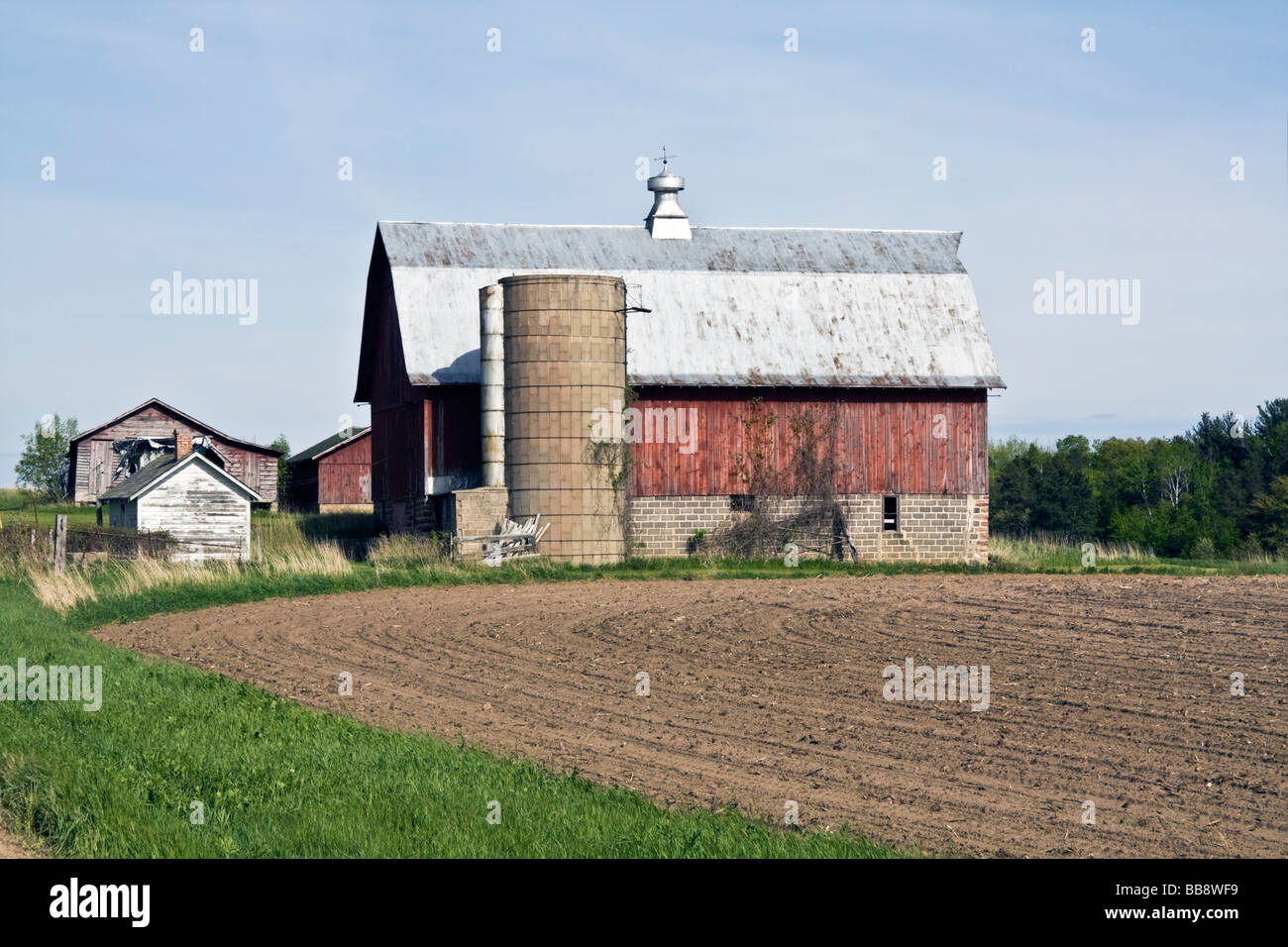 Old Farm in Wisconsin spring time Stock Photo - Alamy