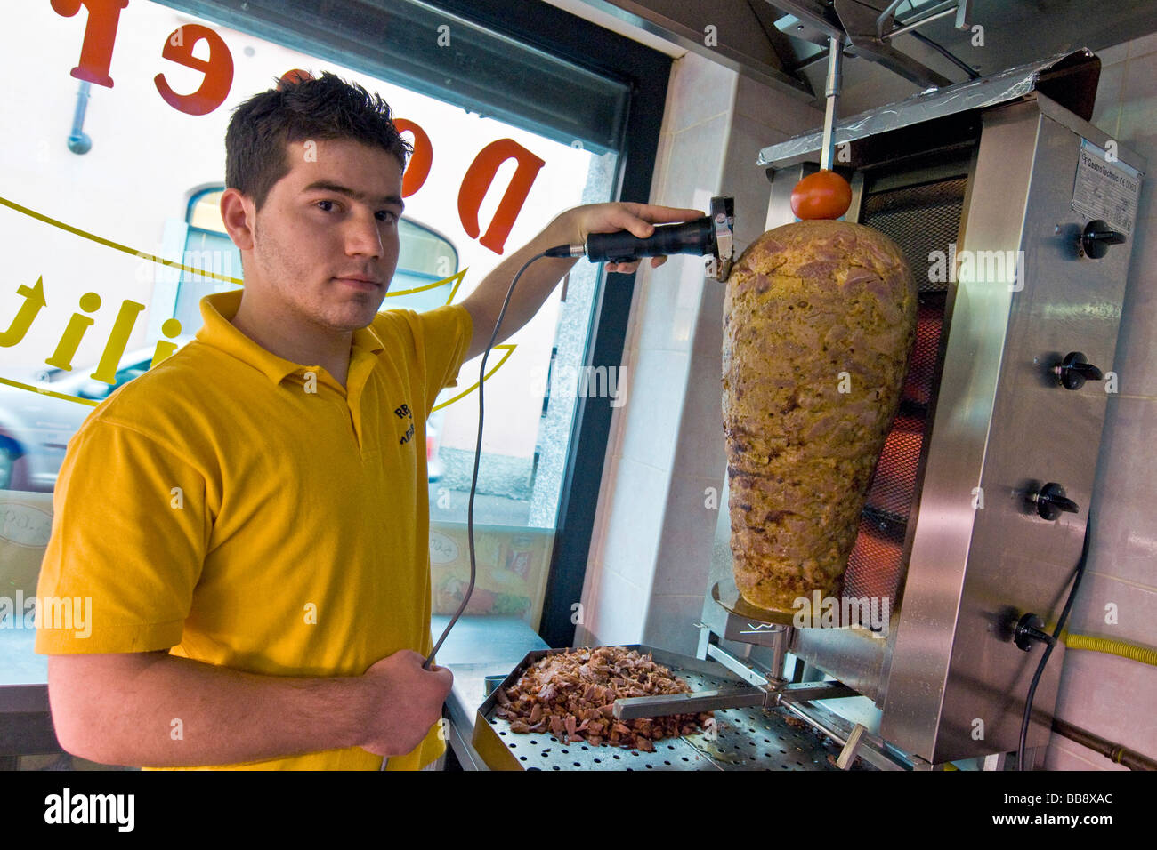 turkish kebab shop Stock Photo - Alamy
